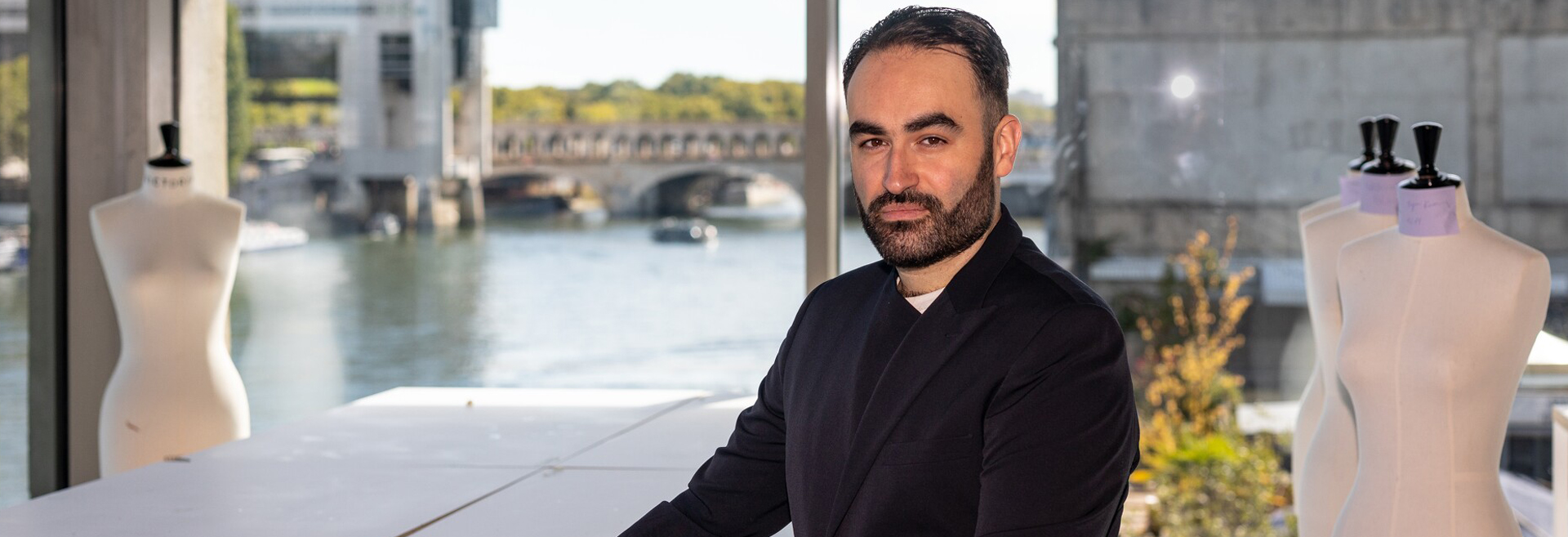 Romain Rousseau, une thèse pour explorer le lien entre le luxe et le ...